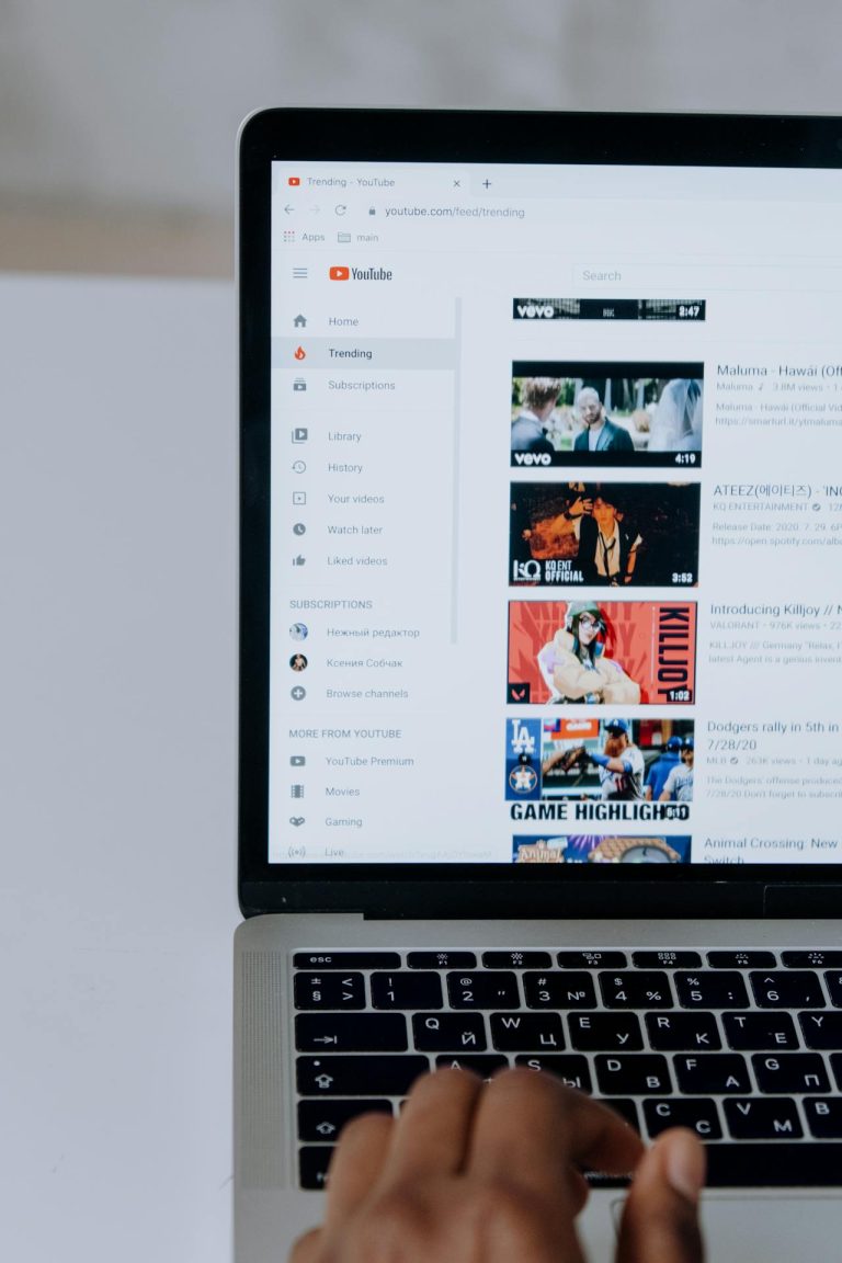 Why Isn’t YouTube Working? How to Fix YouTube on Desktop and Mobile